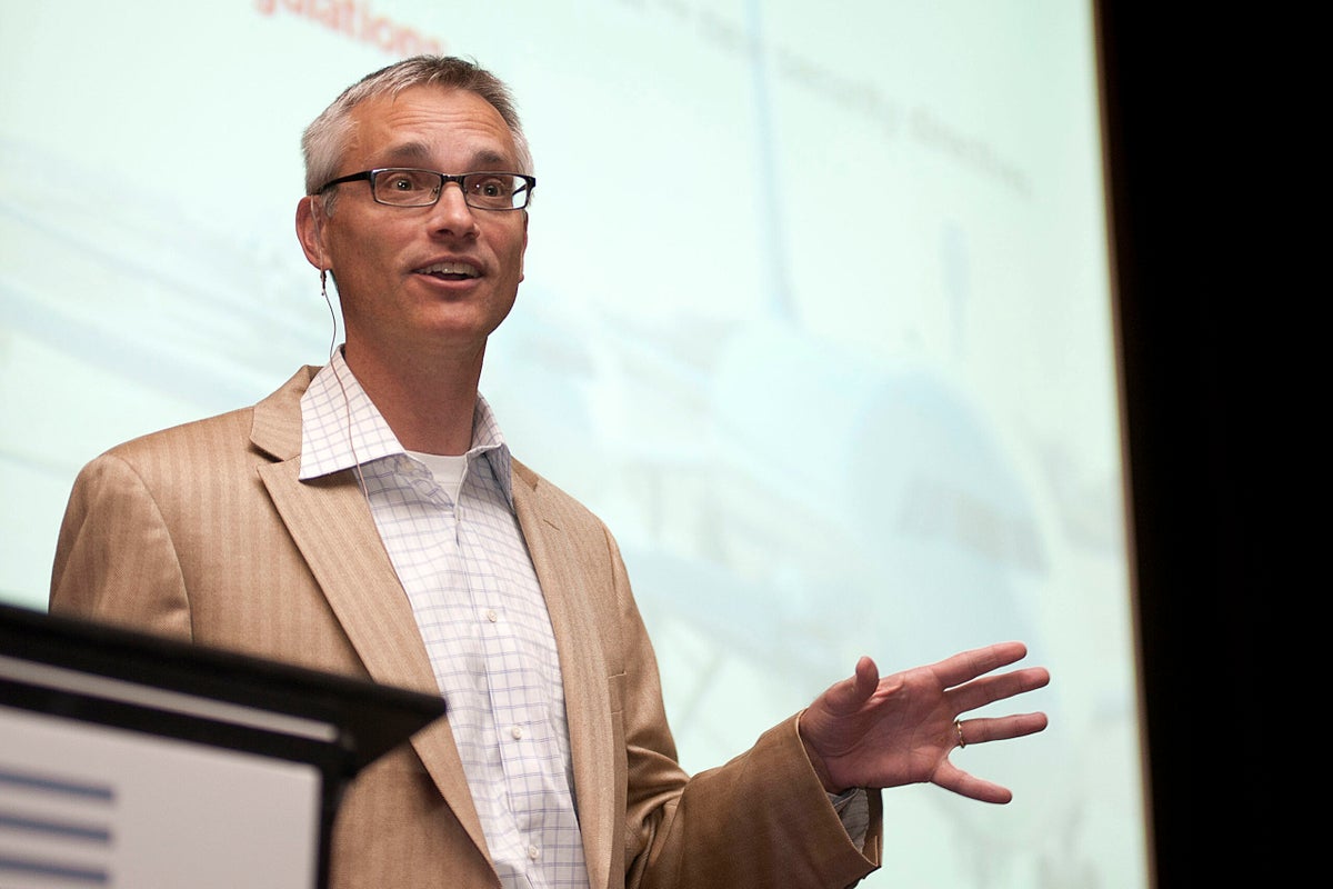 What's next for American after CEO Doug Parker announces retirement ...