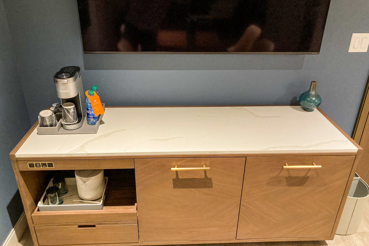 New swan on the block: A review of the Walt Disney World Swan Reserve ...