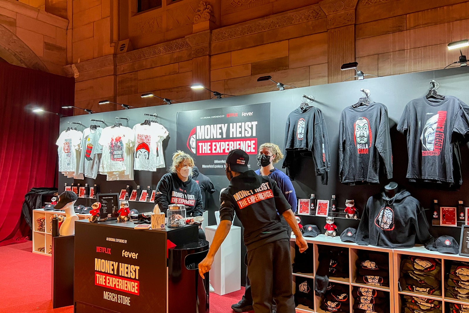 Calling all ‘Money Heist’ fans: Netflix brings an immersive escape-room ...