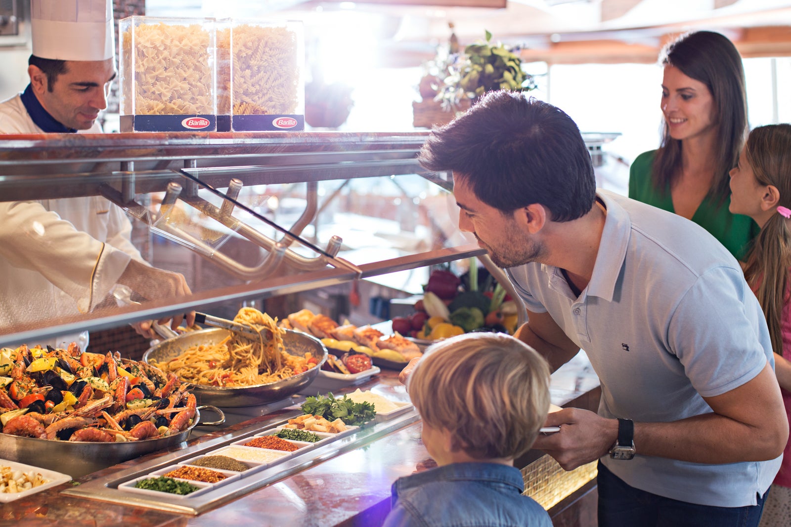 Cruise ship buffet taboos: 10 things you should never do at mealtime ...
