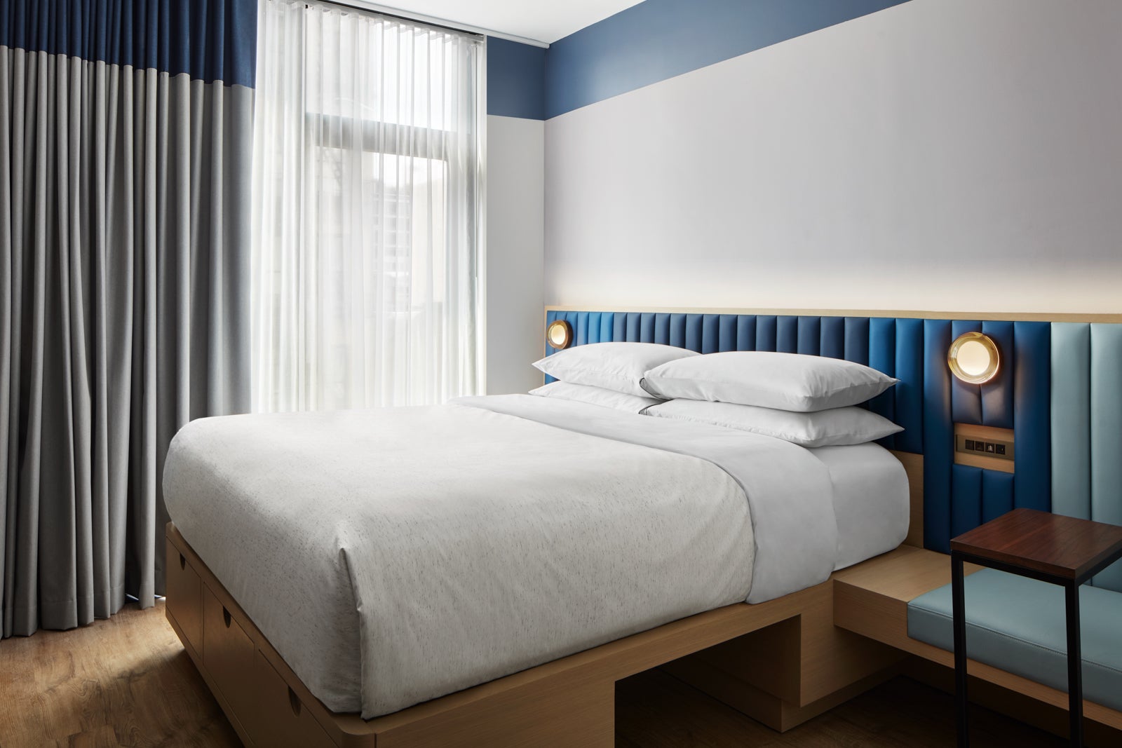 Hilton's brand new budget-friendly Motto hotel opens in New York City ...