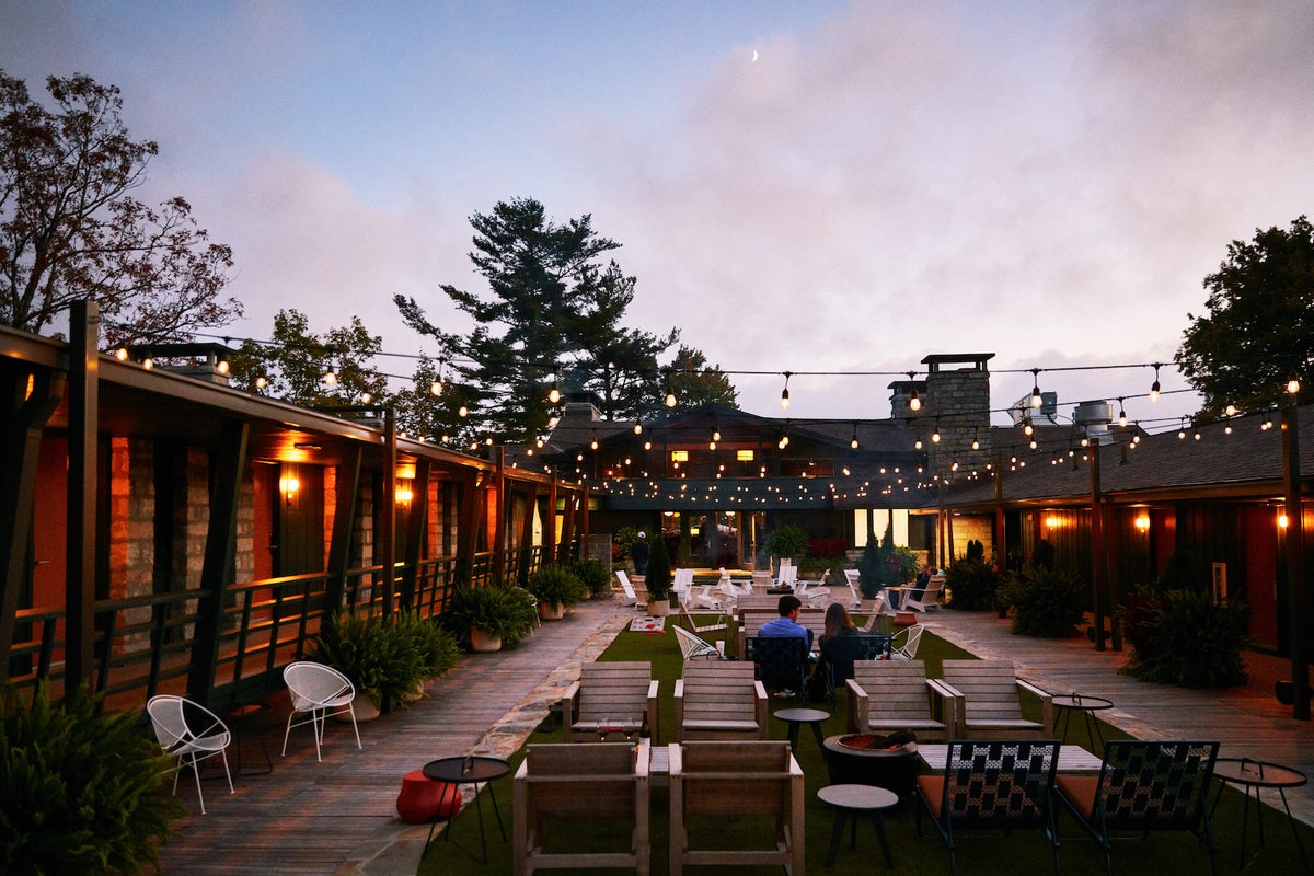 The motor lodge is cool again: How old motels are getting chic new ...