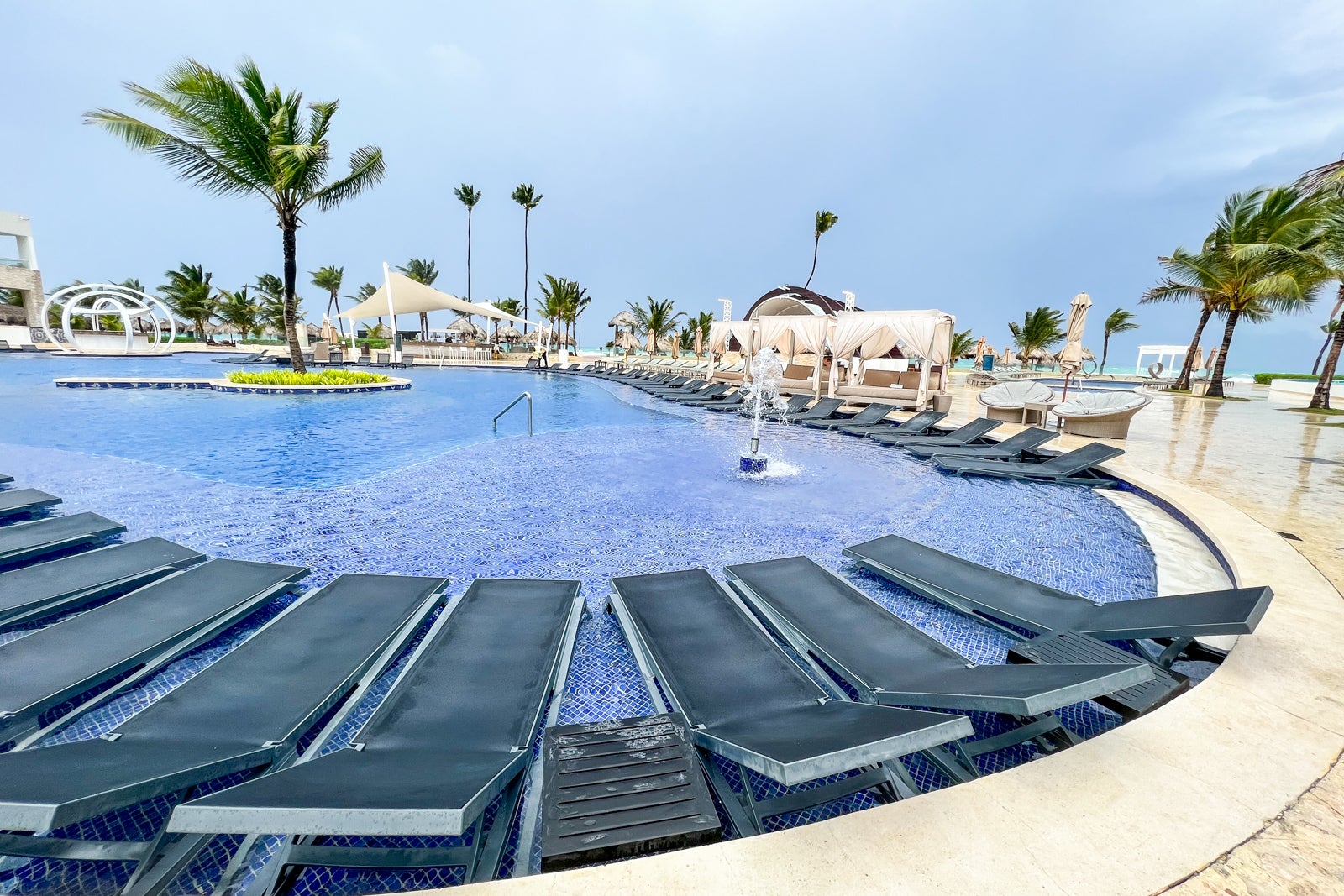 Things to know before booking a stay at Royalton Chic Punta Cana - The ...