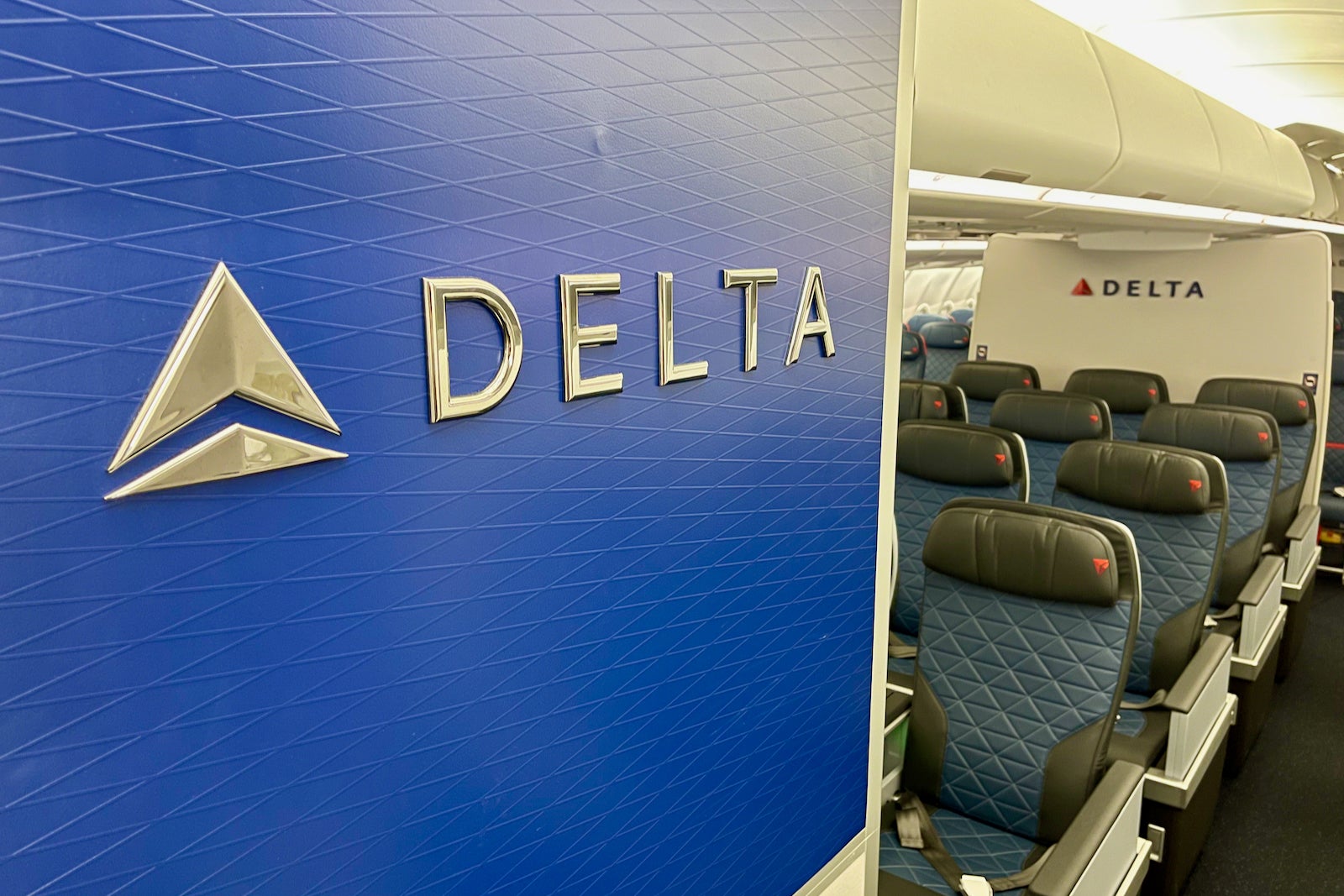 Delta offers elite status match for some Amex card holders - The Points Guy