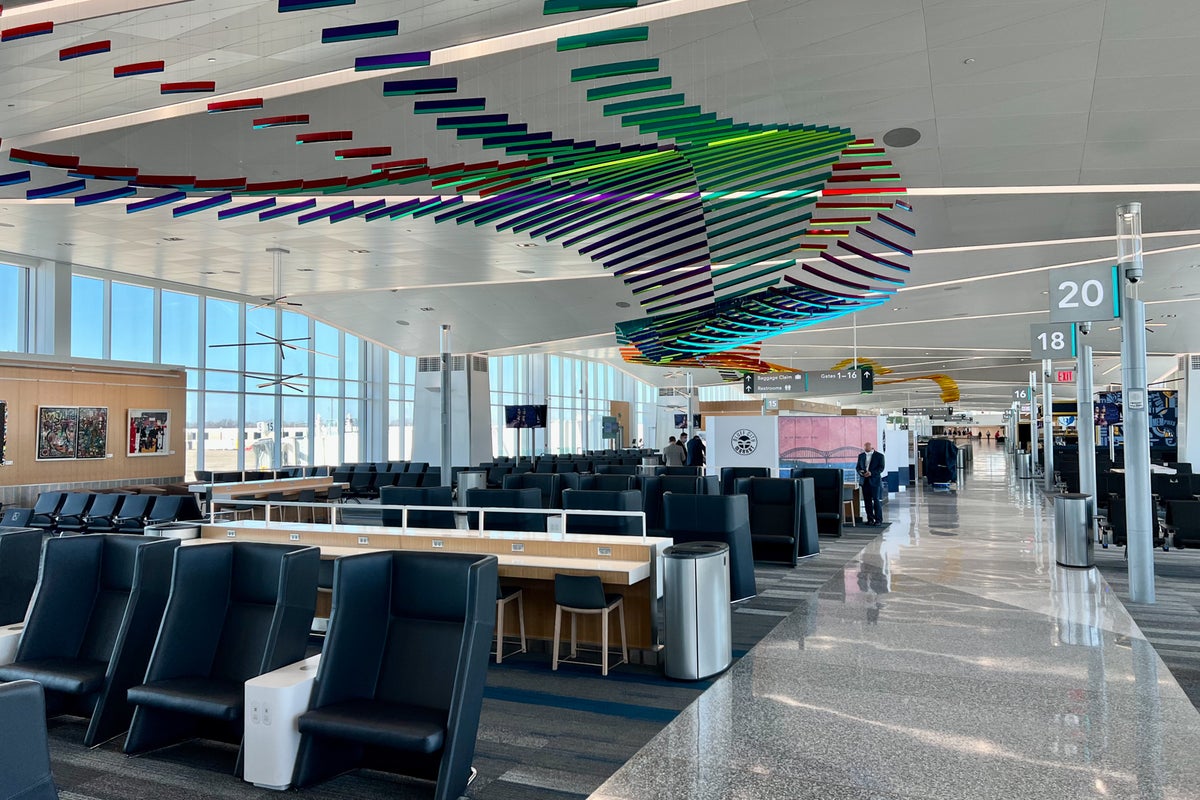 Memphis reinvents itself as a post-Delta hub with a new 23-gate ...