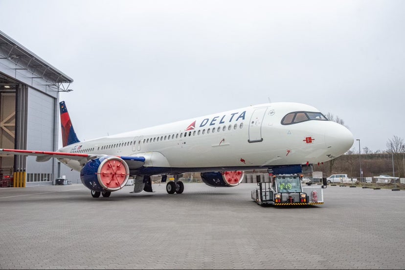 Delta welcomes its 1st A321neo, launches a new era for domestic travel ...