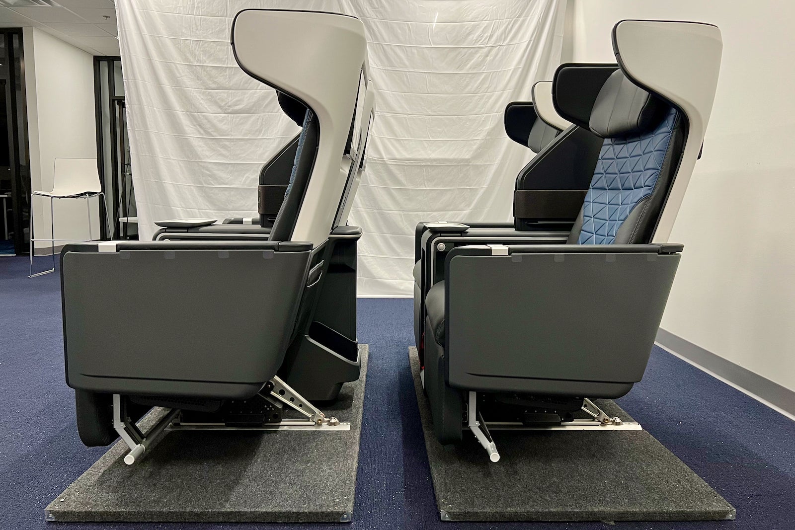 Comparing Delta's and United's new domestic first-class seats - The ...