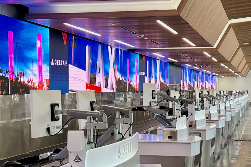 Touring Delta's new 'Sky Way' at LAX, the 1st phase of an overhauled 27 ...