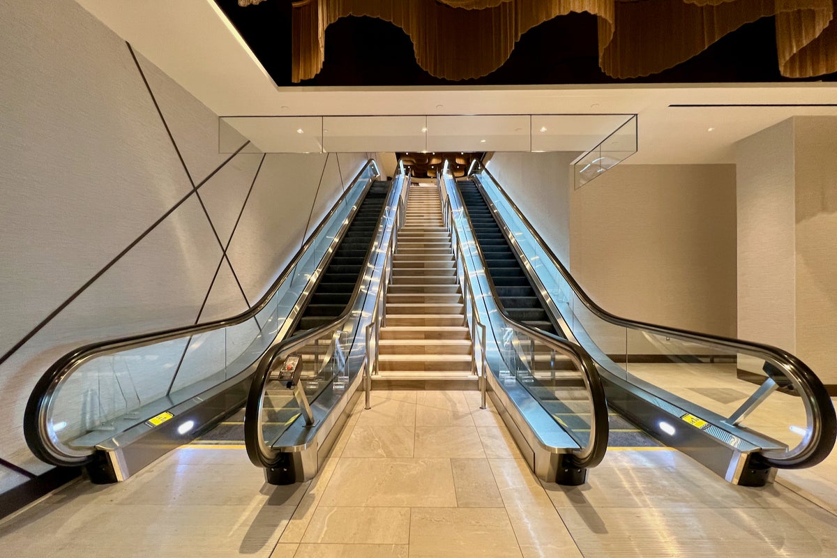 First look at Delta’s new 30,000-square-foot Sky Club in Los Angeles ...