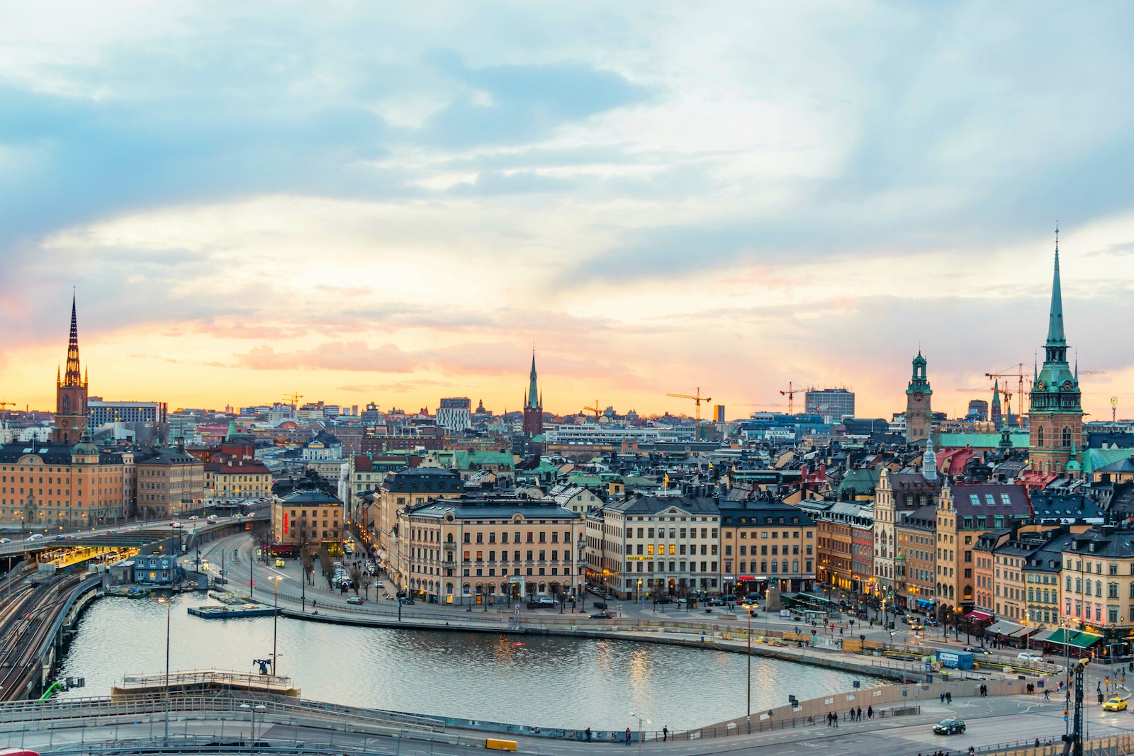 Premium economy round-trip flights to Europe for less than $1,300 - The ...