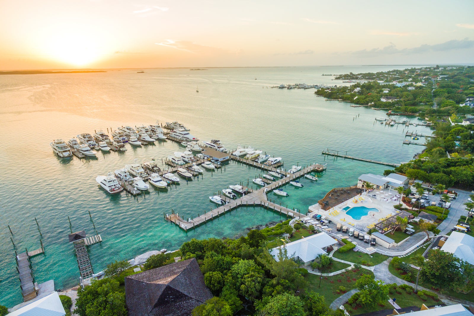 My Top 10 Reasons to Discover Hidden Gem Harbour Island, The Bahamas ...