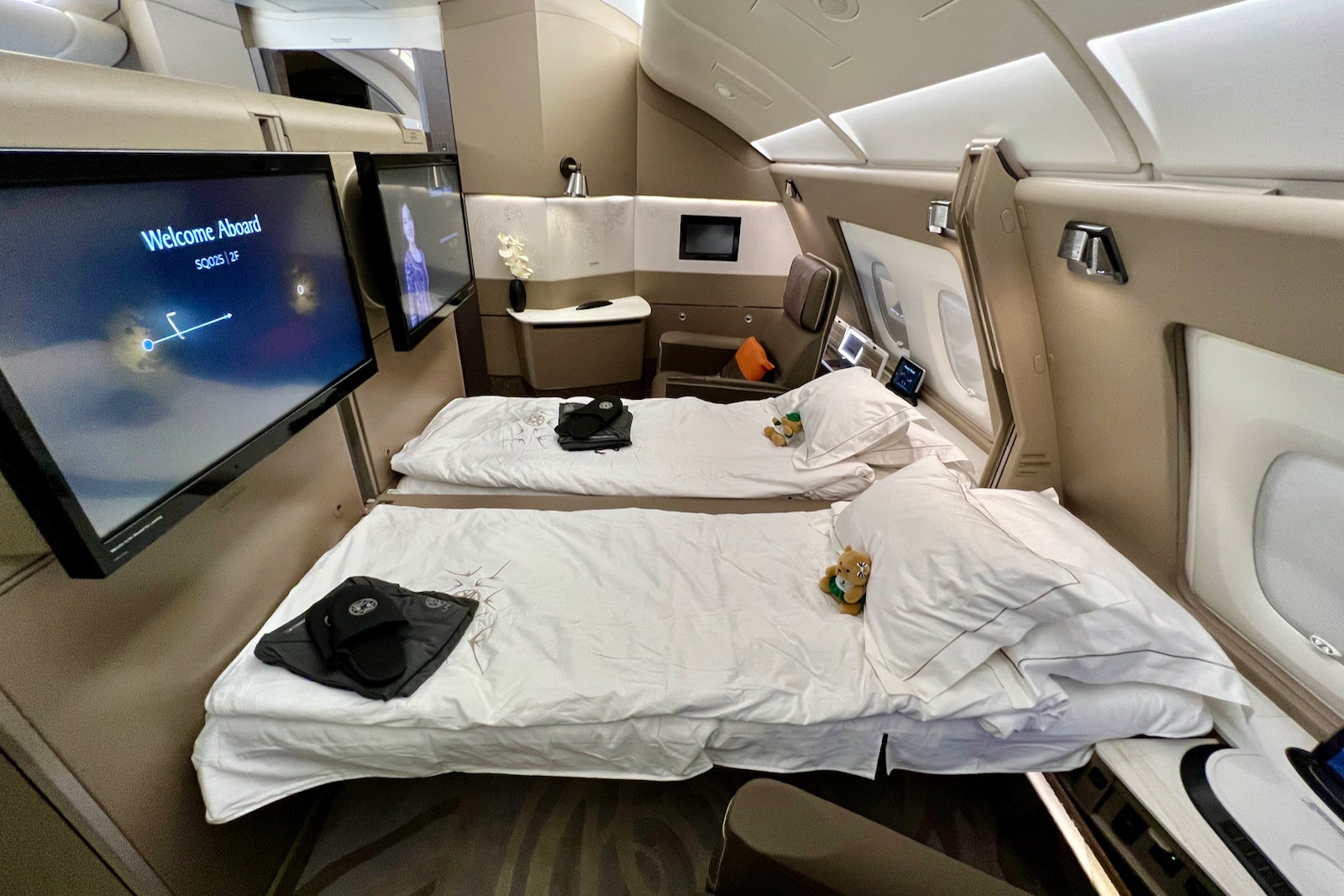 How to book Singapore Airlines first-class Suites with points and miles ...