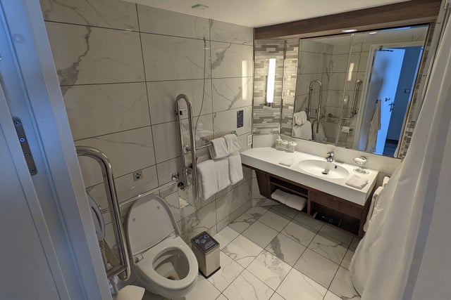 Choosing a cruise ship cabin: The ultimate guide - EscapeSoul
