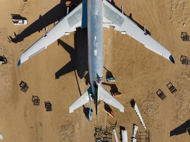 Decommissioned 747 fuselage destined for downtown Seattle development ...