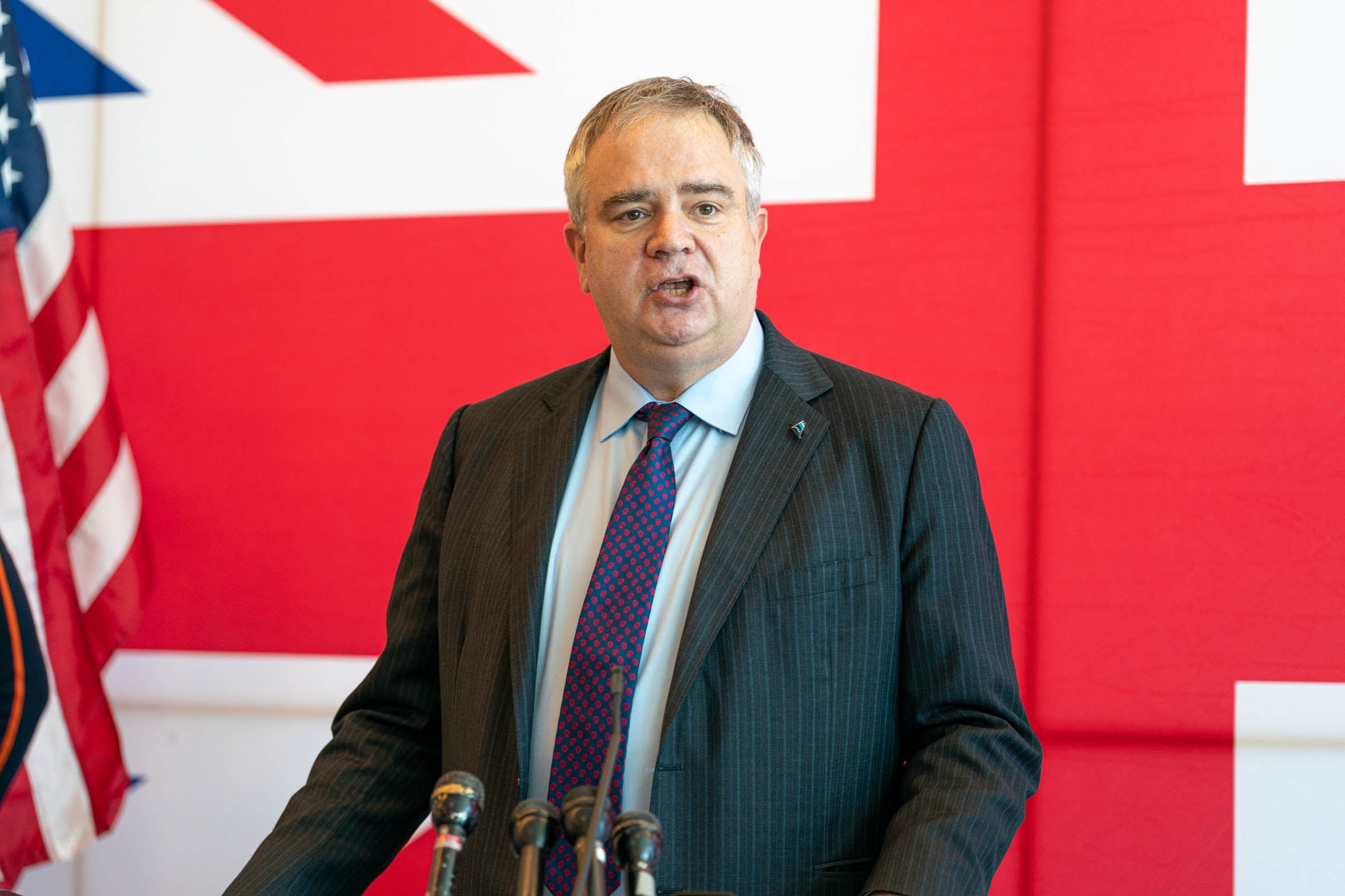 JetBlue will begin flying to 2 London airports from Boston this summer ...