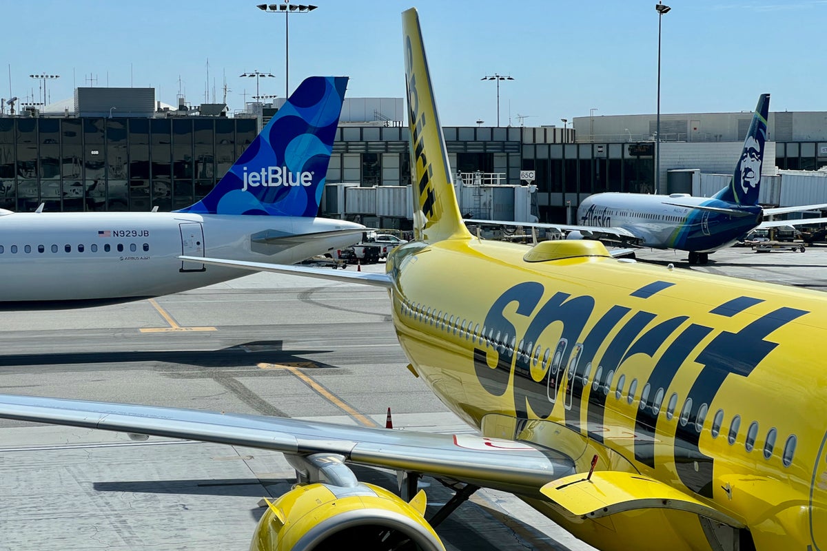Frontier vs. JetBlue: Who will win the battle over Spirit and why does ...