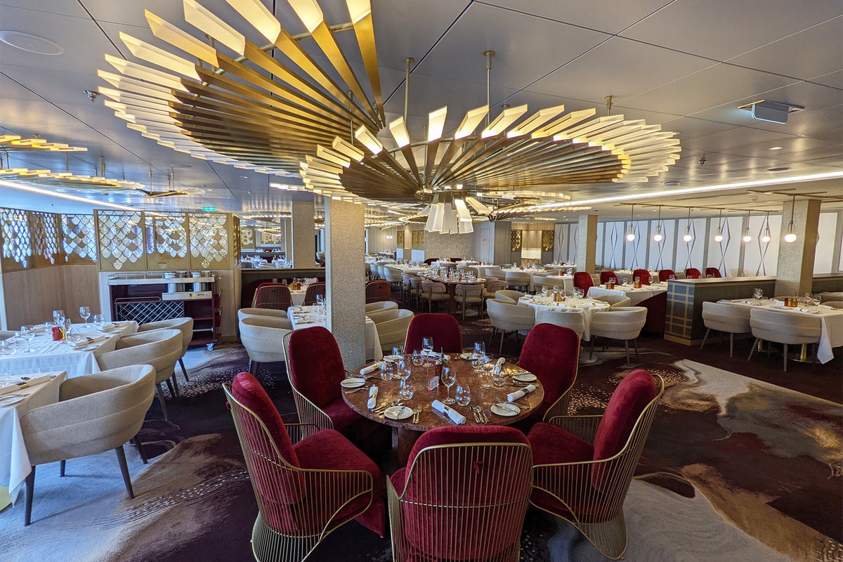 Royal Caribbean vs. Celebrity Cruises: Which sister cruise line should ...