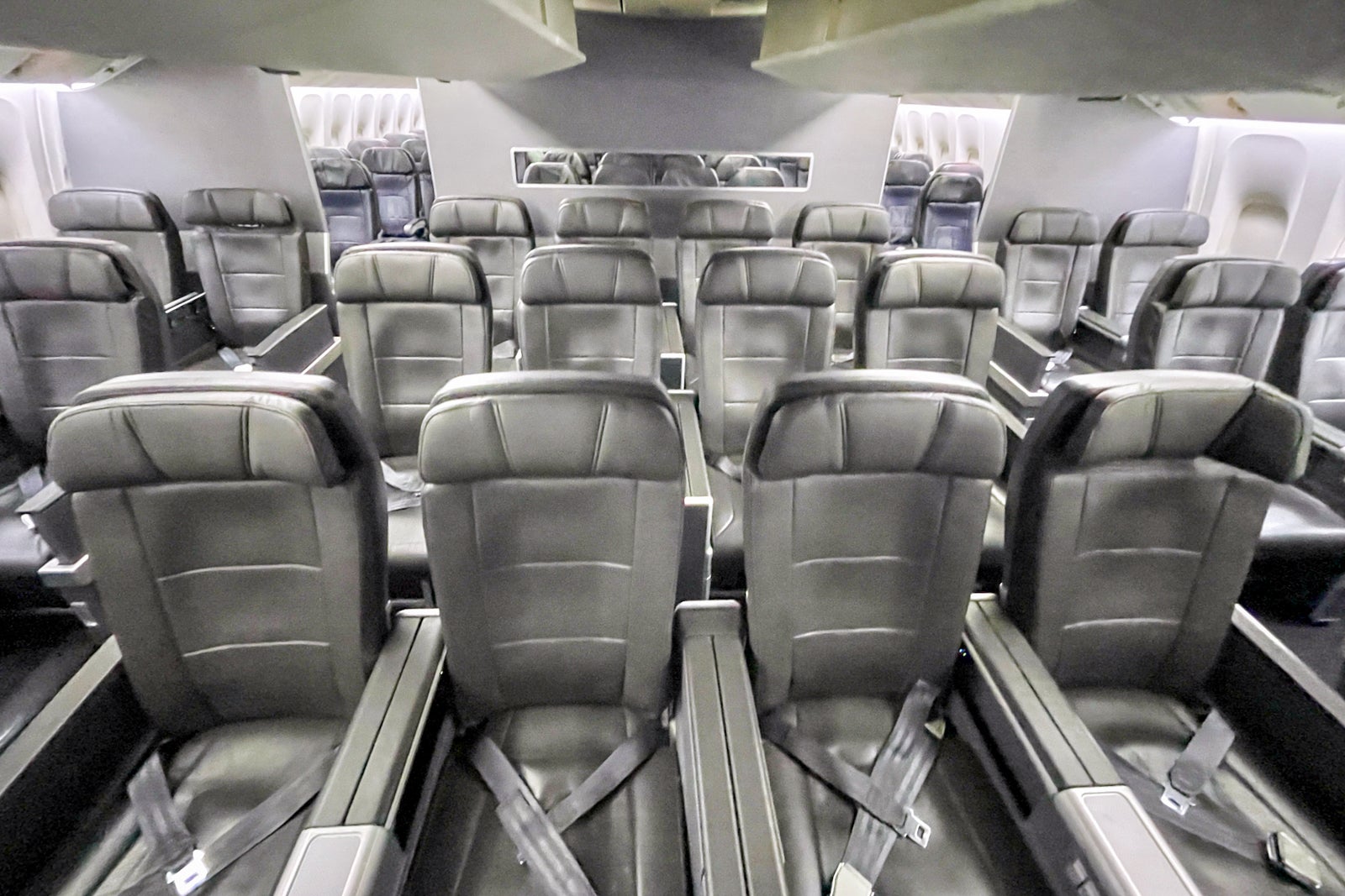 Review American Airlines Premium Economy On The Boeing 777 200 The