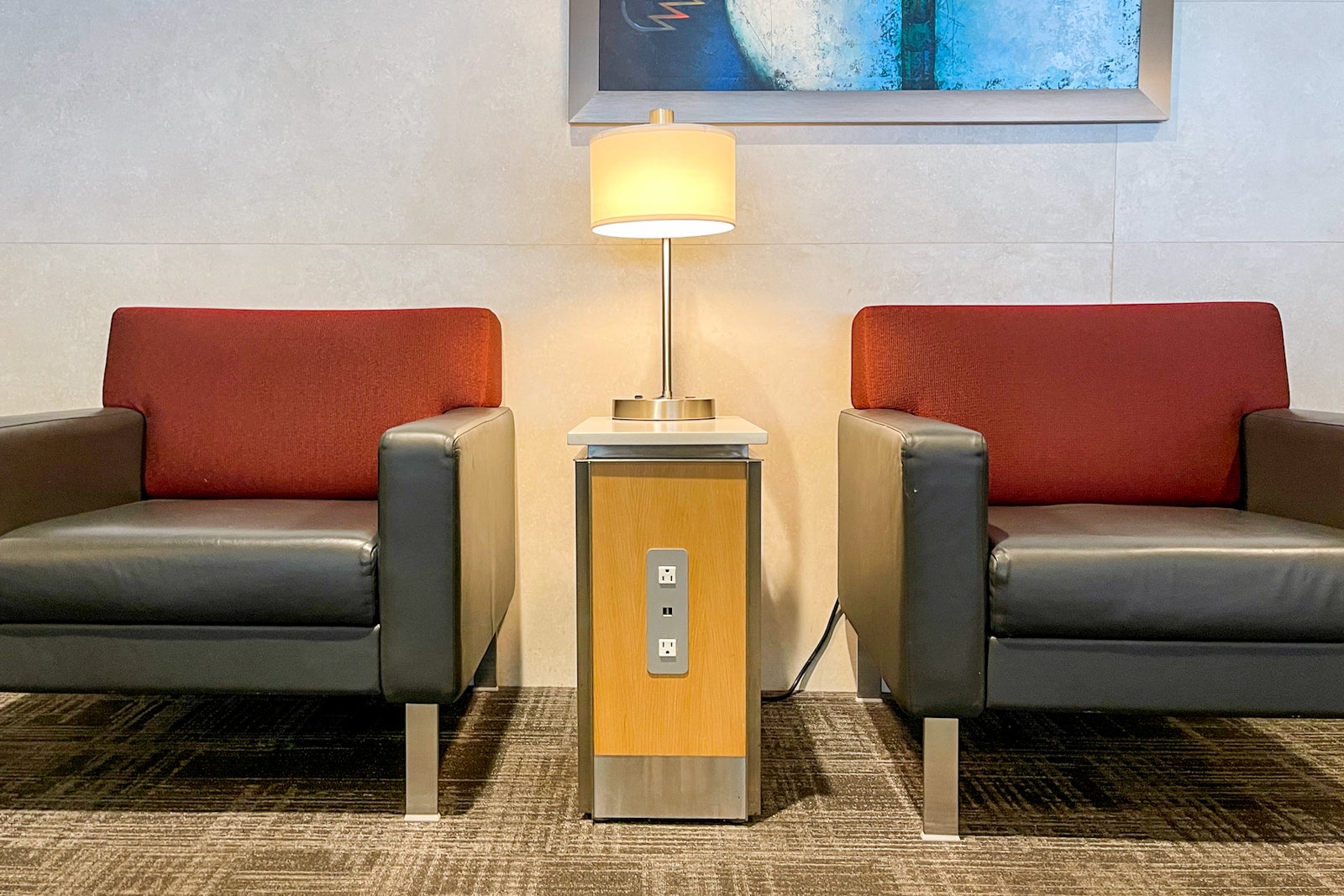 Choosing the best airport lounge at MIA - The Points Guy