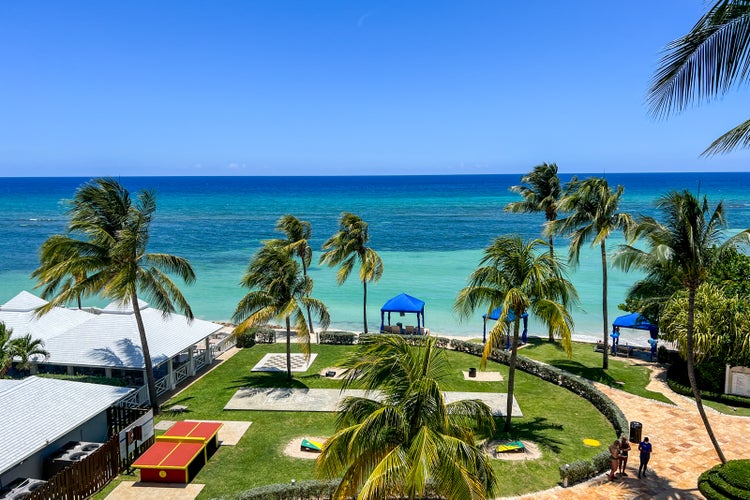 Hilton Honors brings back its Diamond Status Extension - The Points Guy