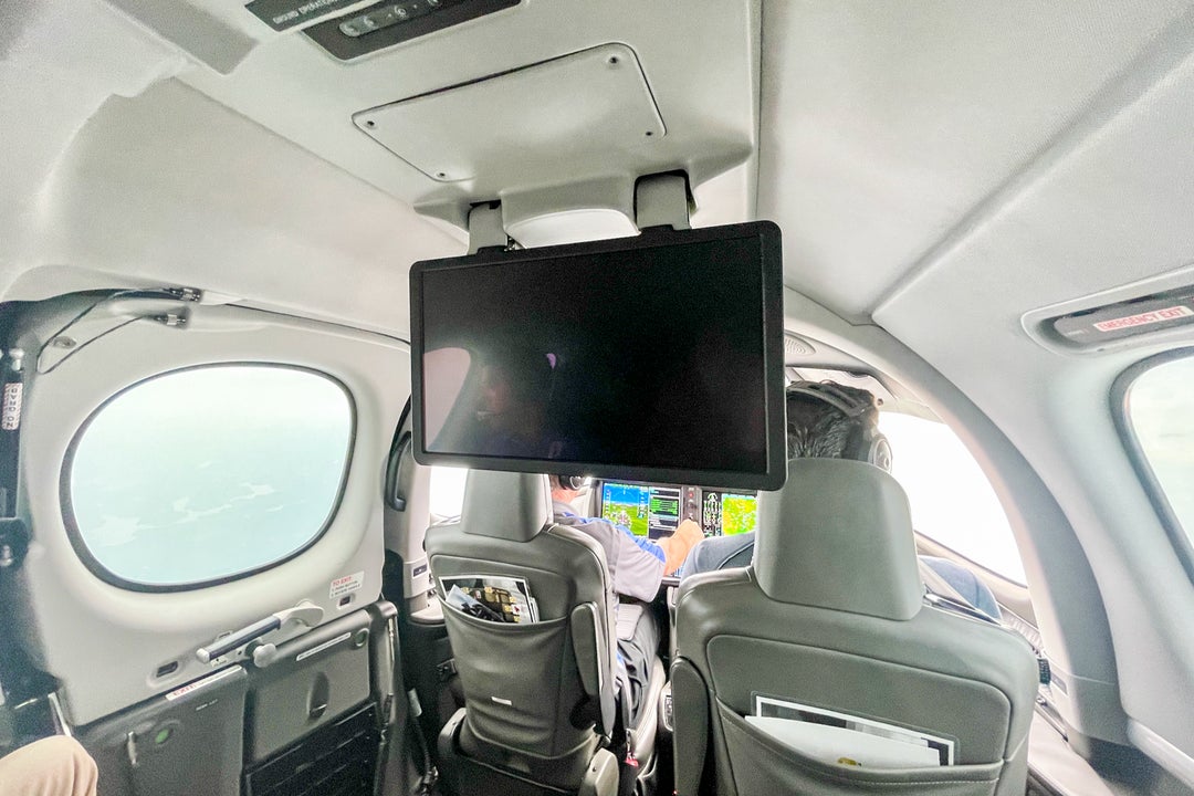 Cirrus Vision Jet: Inside one of the world's cheapest and most ...