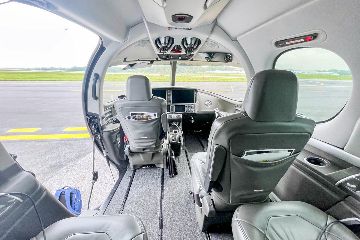 Cirrus Vision Jet: Inside one of the world's cheapest and most ...