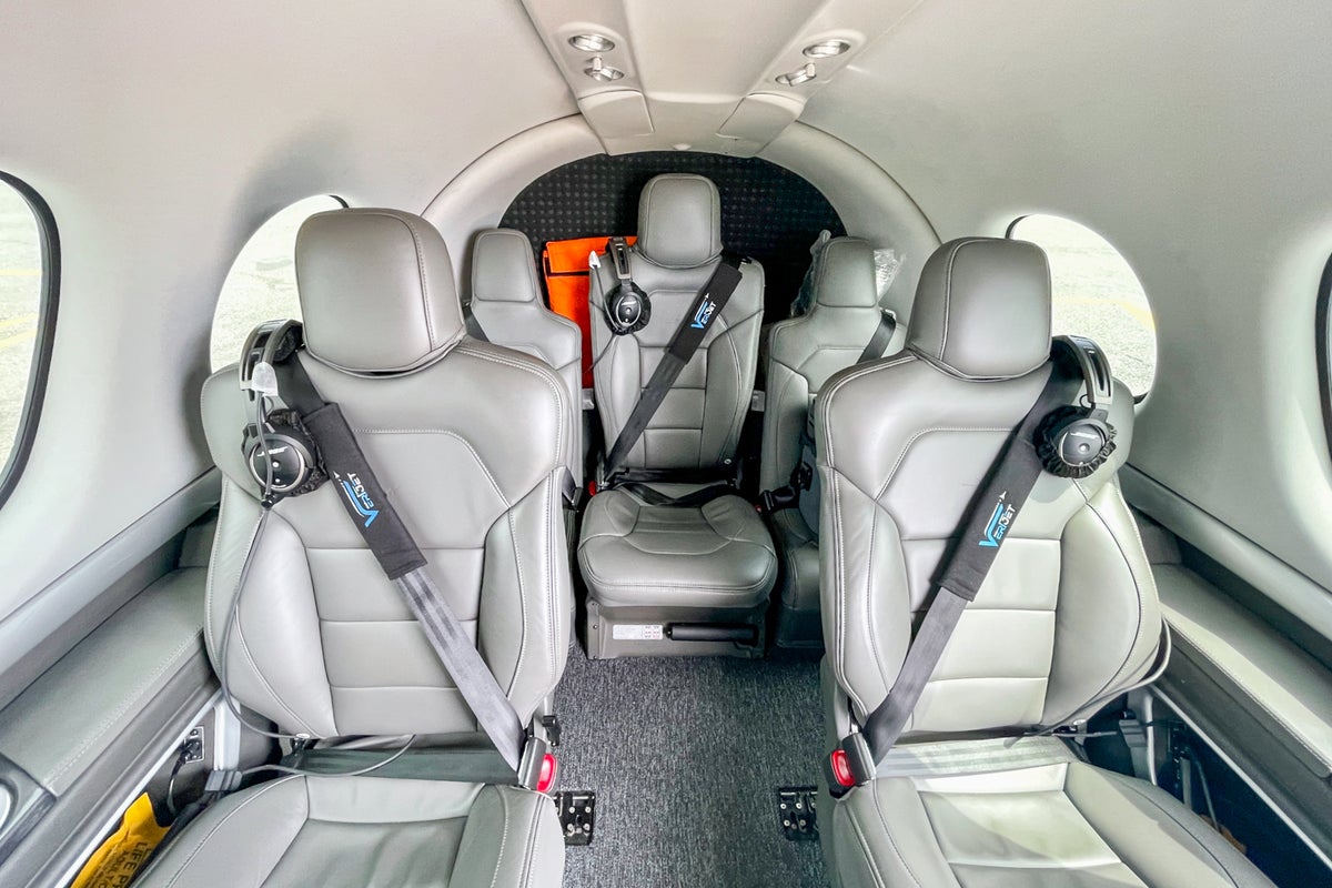 Cirrus Vision Jet: Inside one of the world's cheapest and most ...