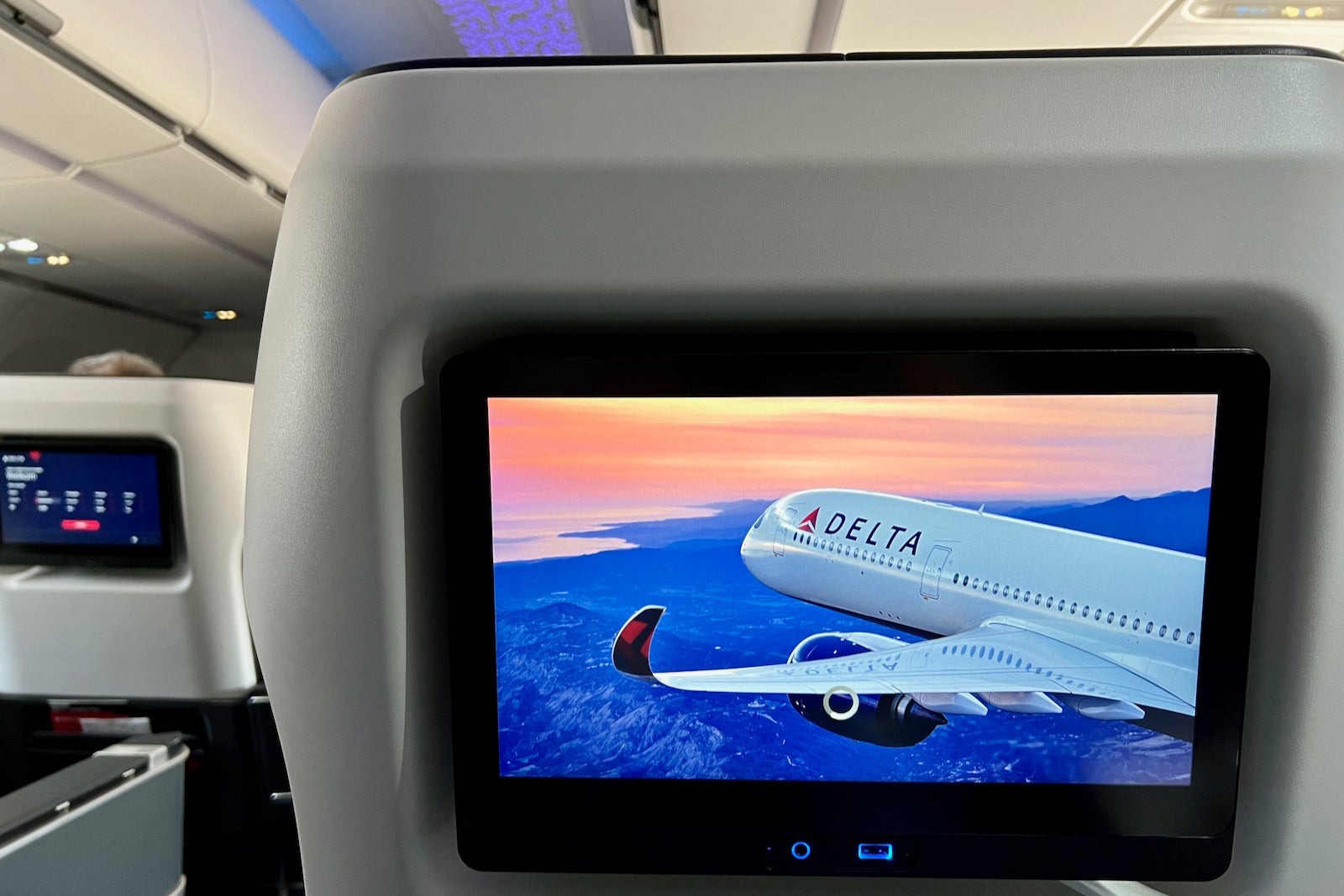 Delta debuts free Wi-Fi for all SkyMiles members in latest internet ...