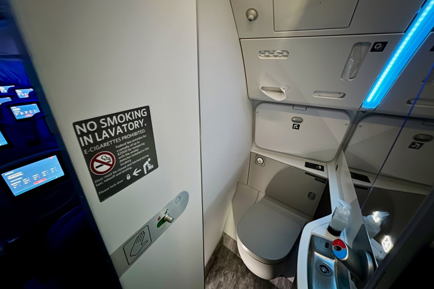 First look: Inside Delta's newest jet, the Airbus A321neo