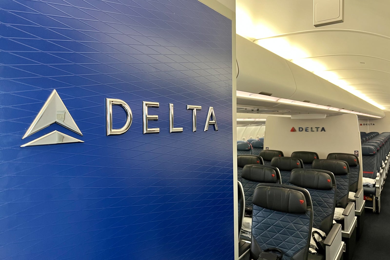 Inaugurating Delta’s newest long-haul route in business-class suites ...