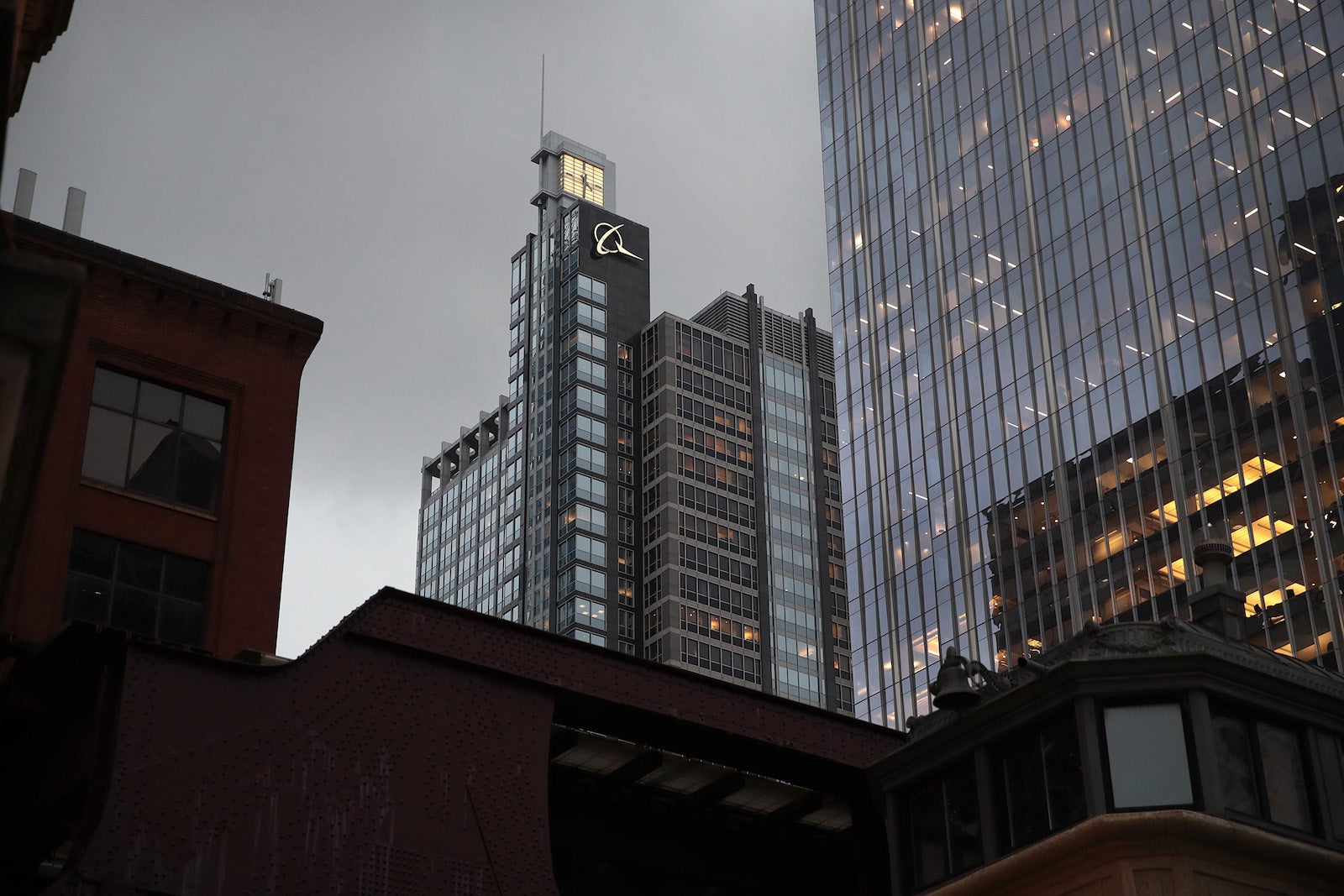 Boeing to move headquarters from Chicago to Washington, DC, area - The ...