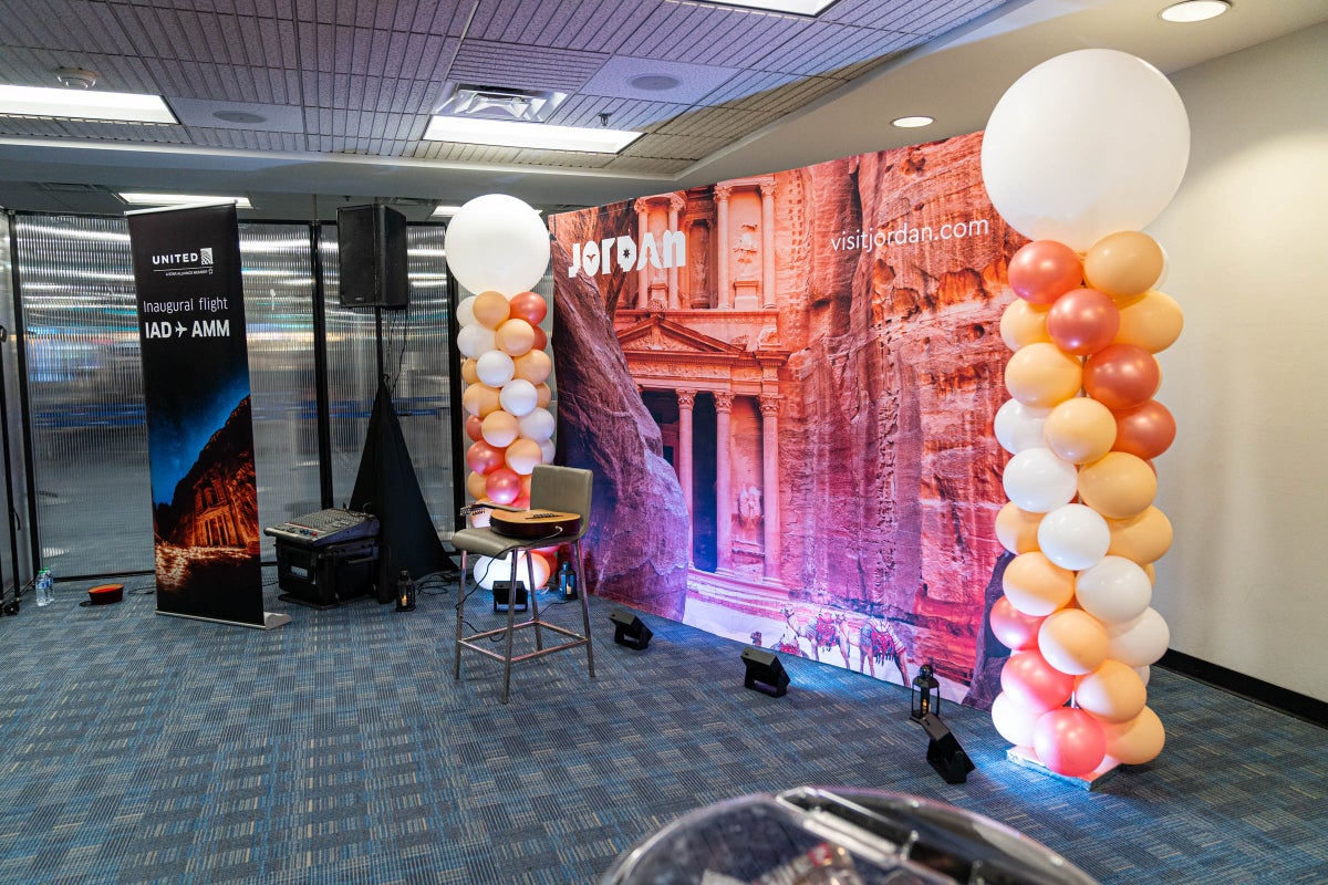 On board United’s Amman inaugural, the 1st flight of its big summer ...