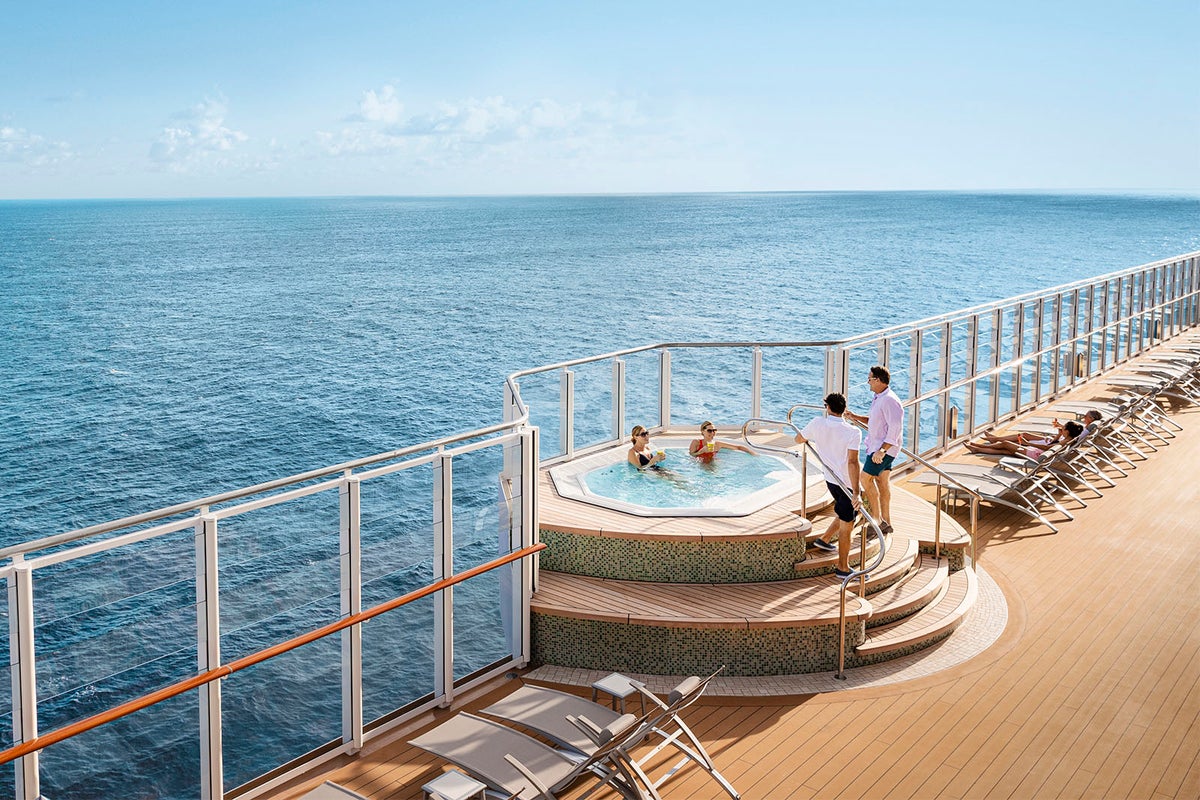 Norwegian Cruise Line credit card review: Full details - The Points Guy
