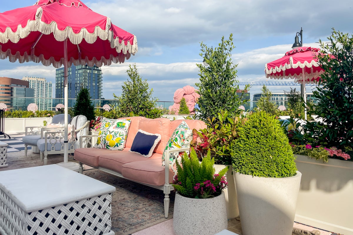 The Graduate Nashville Dolly Parton Themed Hotel Review The Points Guy