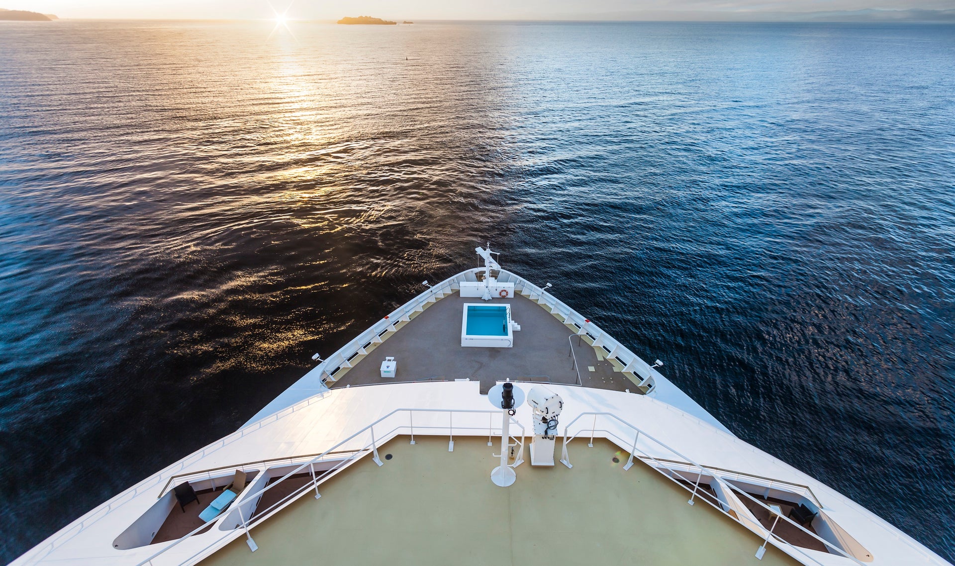 How is cruise ship speed measured, and how fast is a knot? - The Points Guy