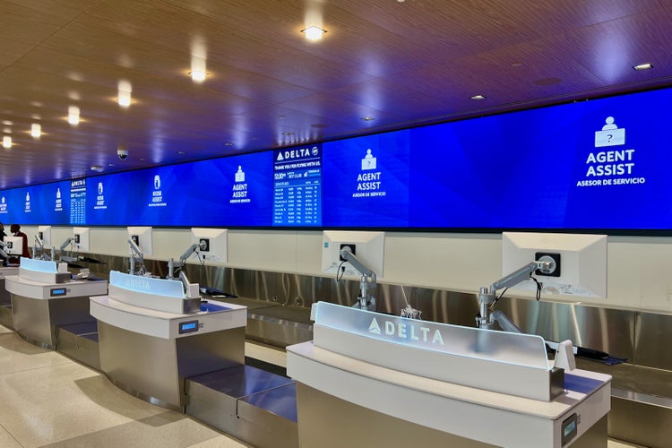 Delta will soon let you redeem miles for bag fees on many more flights ...