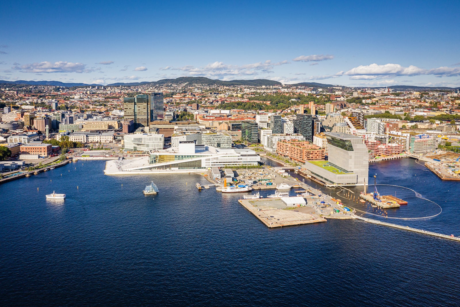 Fly premium economy to Oslo for less than $800 round-trip - The Points Guy