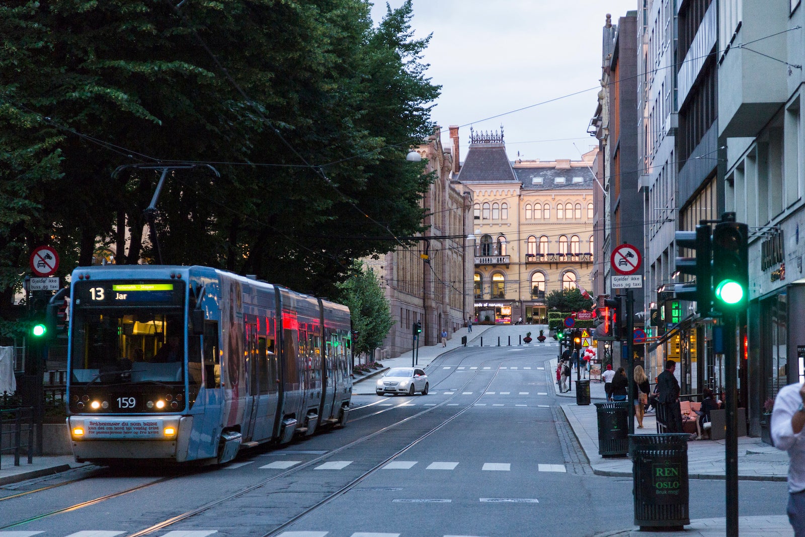 Fly premium economy to Oslo for less than $800 round-trip - The Points Guy