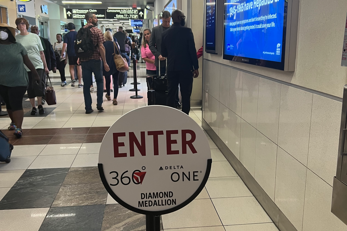 Delta considers letting top-tier elites skip the lounge line - The ...