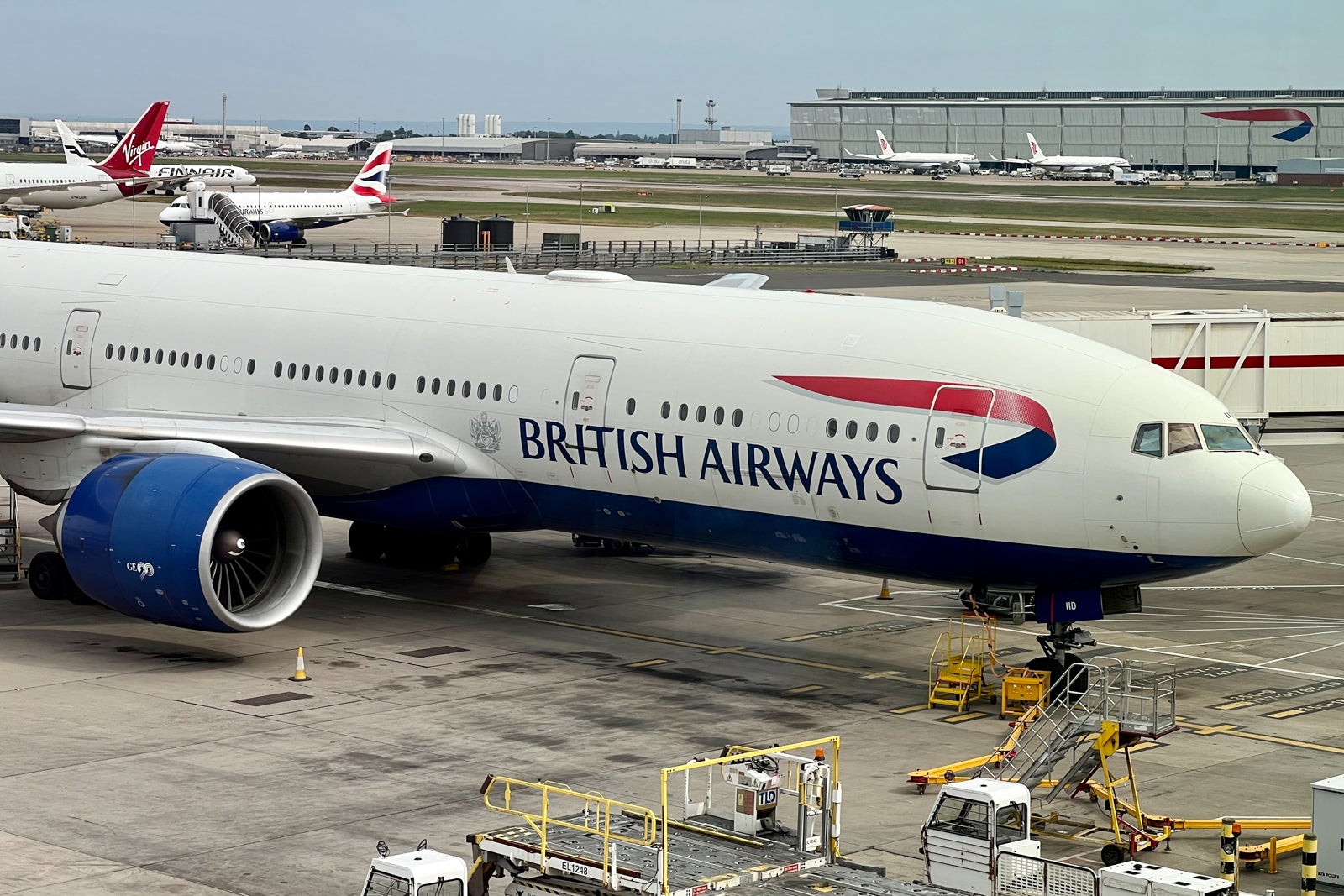 Comparing legacy vs. smaller carriers on flights to Europe - The Points Guy