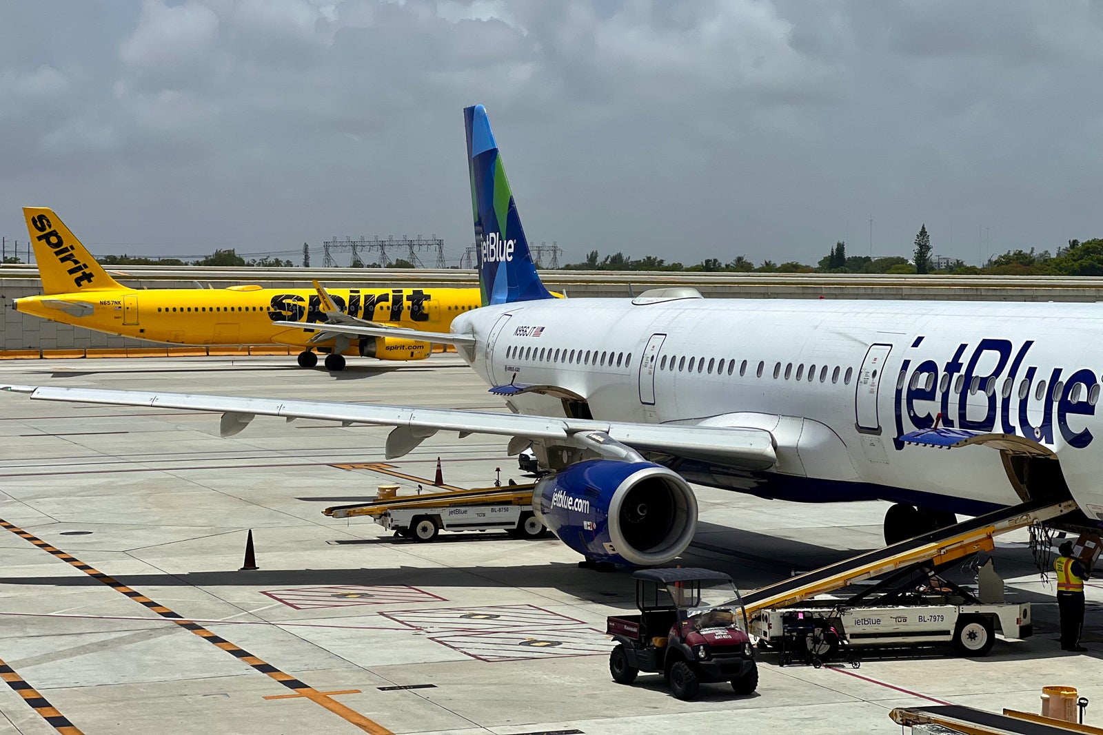 Spirit shareholders approve JetBlue merger in latest step of saga - The ...
