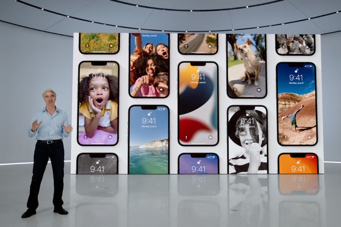 10 travel-friendly features coming to Apple’s newest iPhone software