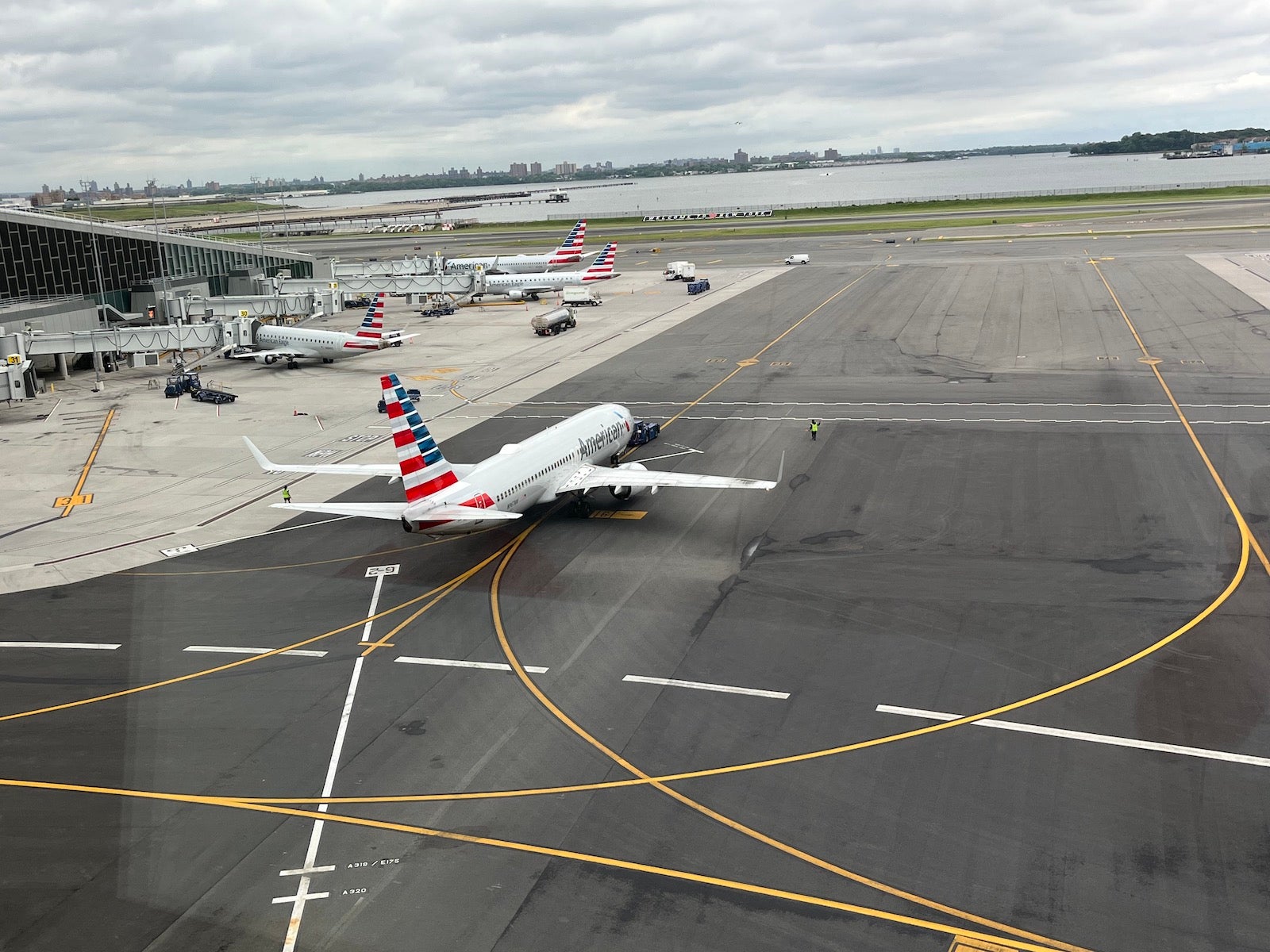 Guide to slots at US airports - The Points Guy