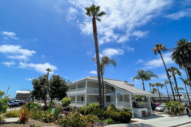 Cool, casual and cute: A first look at the new Del Mar Beach Hotel in ...