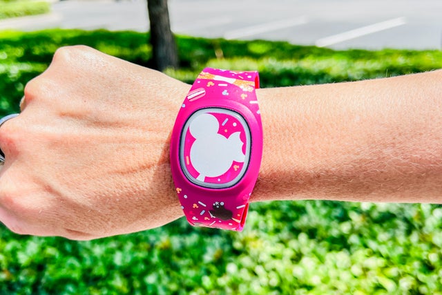 Disney World introduces MagicBand+: Here's what it can do and if its ...