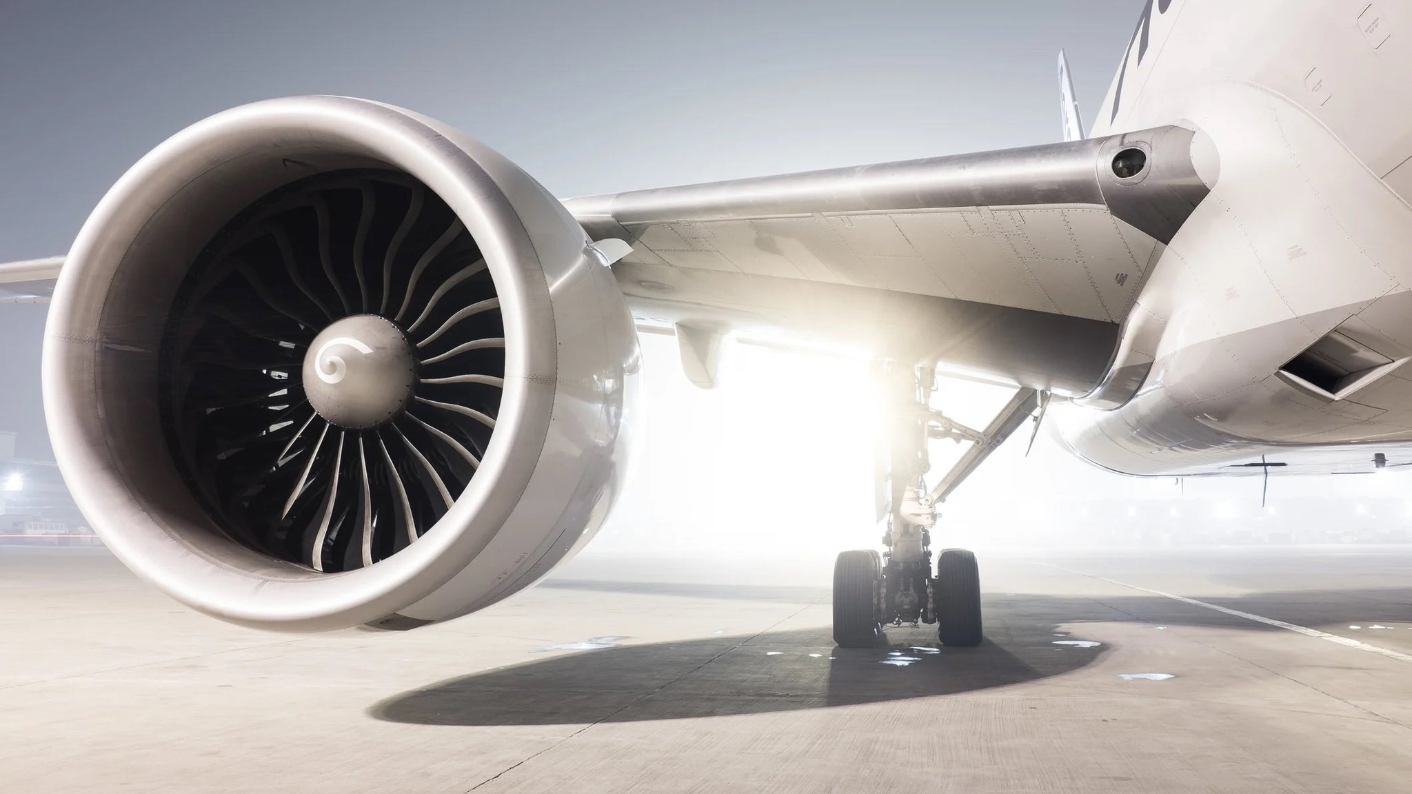 How airports like Dubai handle the heat while UK runways are melting ...