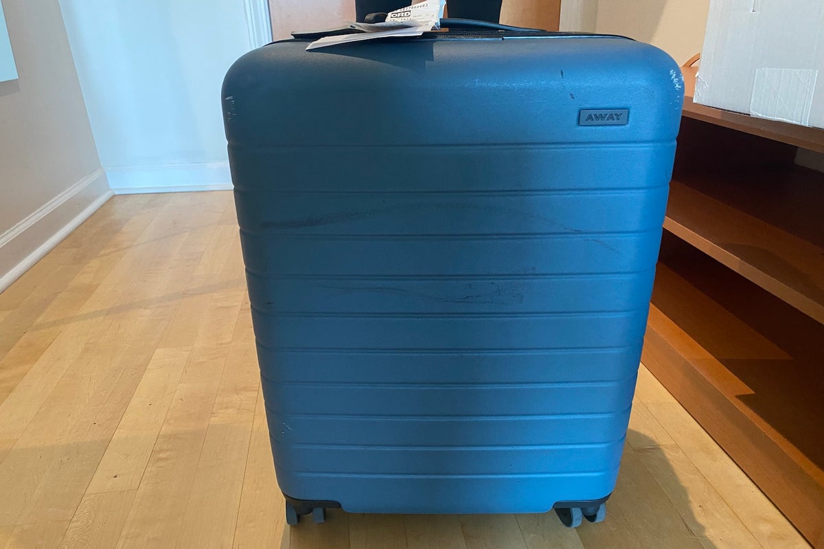 Steps to take if you think an airline has damaged your luggage - The ...