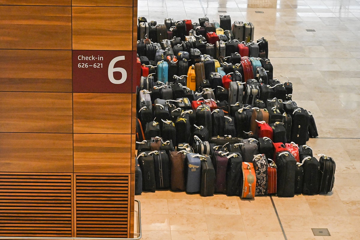 Tips to help you breeze through baggage claim - The Points Guy