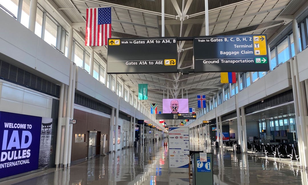 Finally, rail service from DC to Washington Dulles to begin Nov. 15 ...