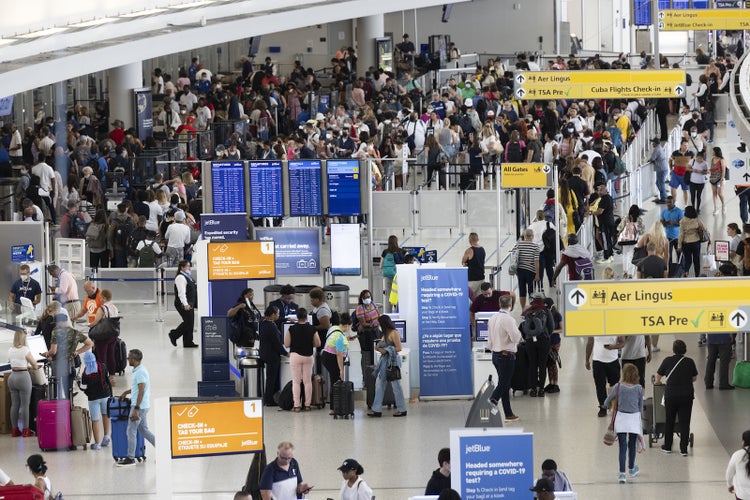 Traveling this Labor Day weekend? Here's what to expect at the airport ...